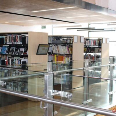 Moe Library - IntraSpace