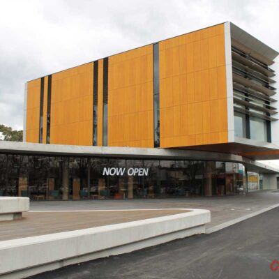 Moe Library - IntraSpace